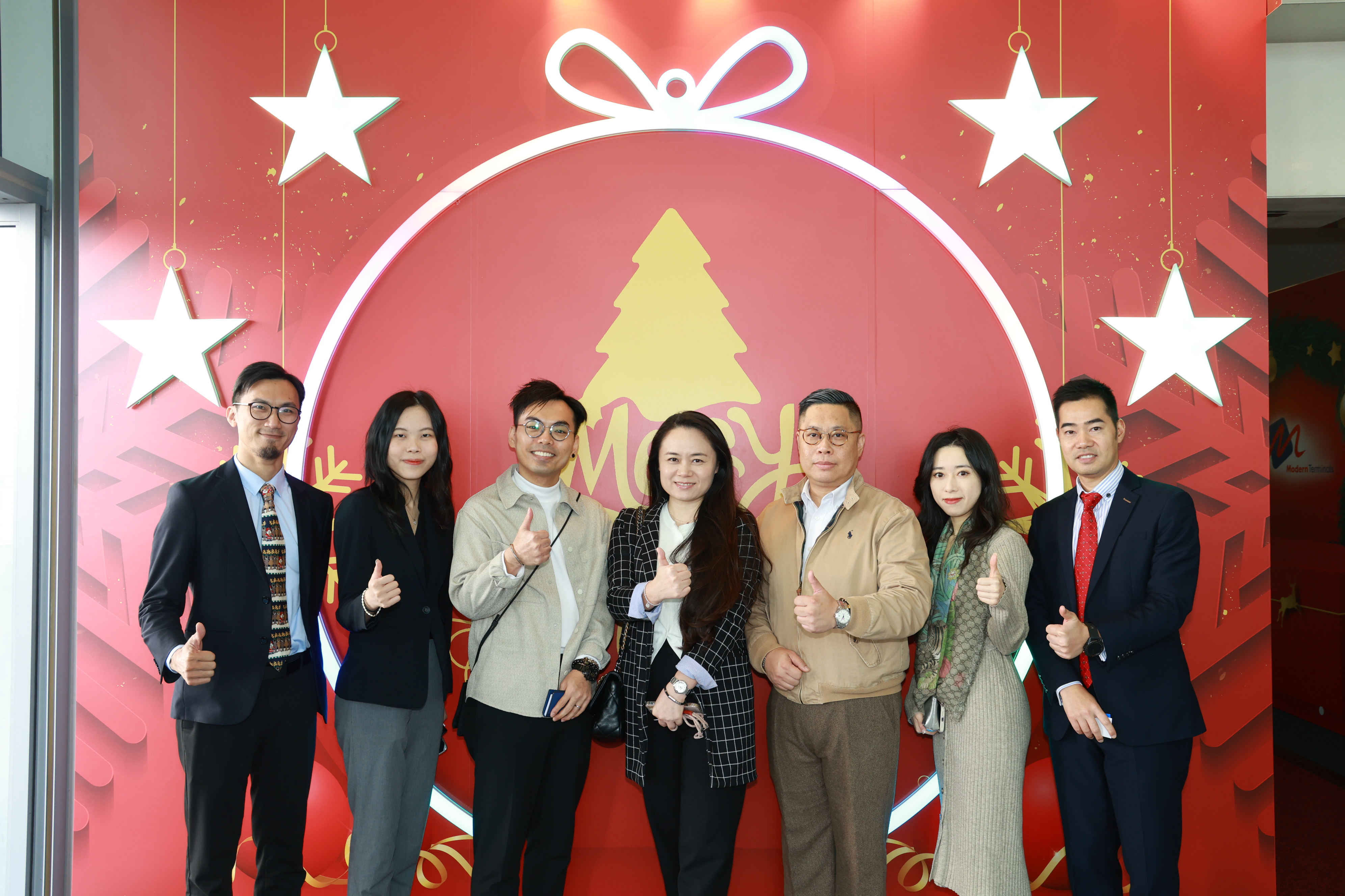 Photo Taking Time : 1200 - 1230 hrs