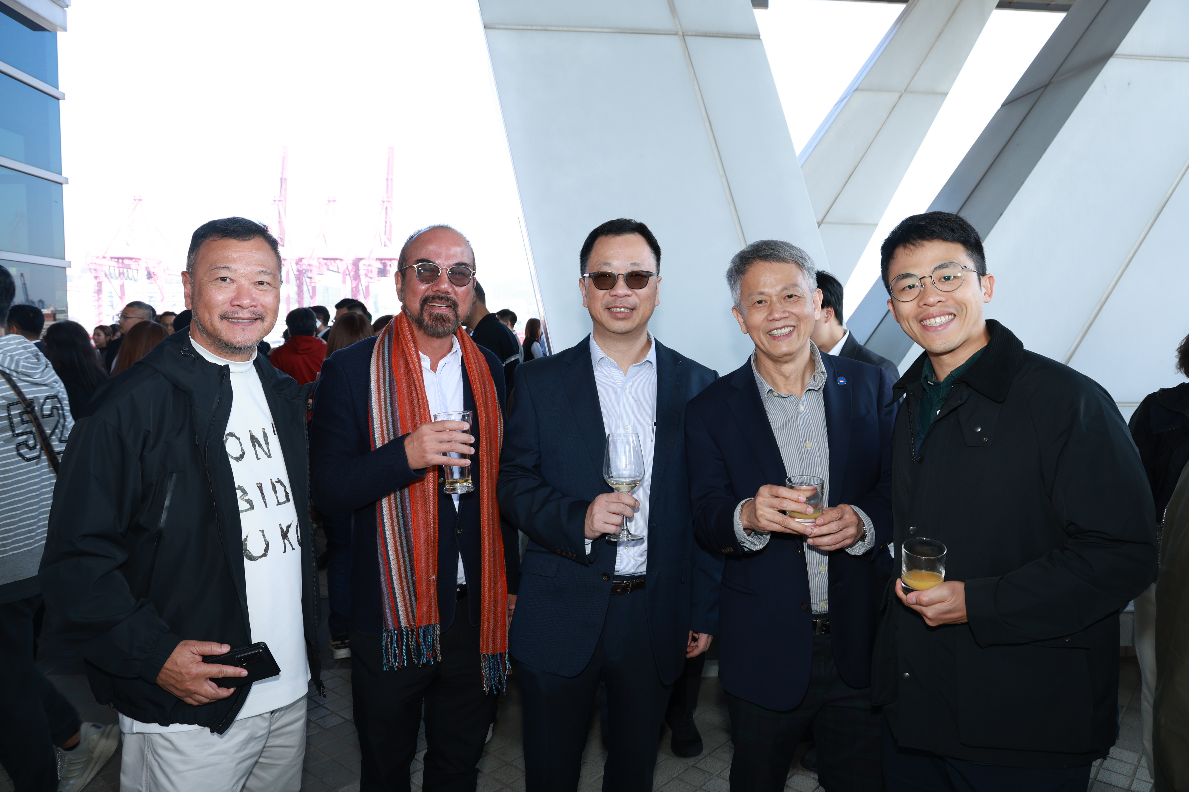 Photo Taking Time : 1330 - 1400 hrs